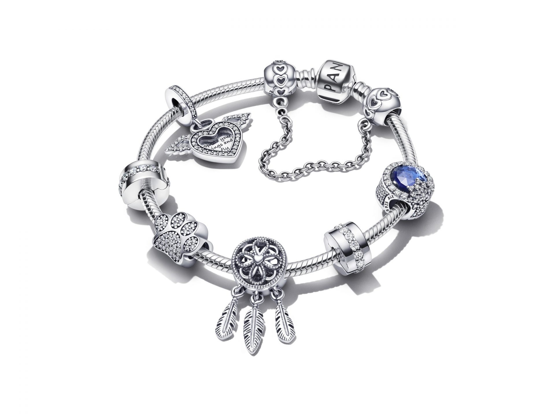 Pandora Jewelry Distributors Pandora Acquires Middle East Distribution