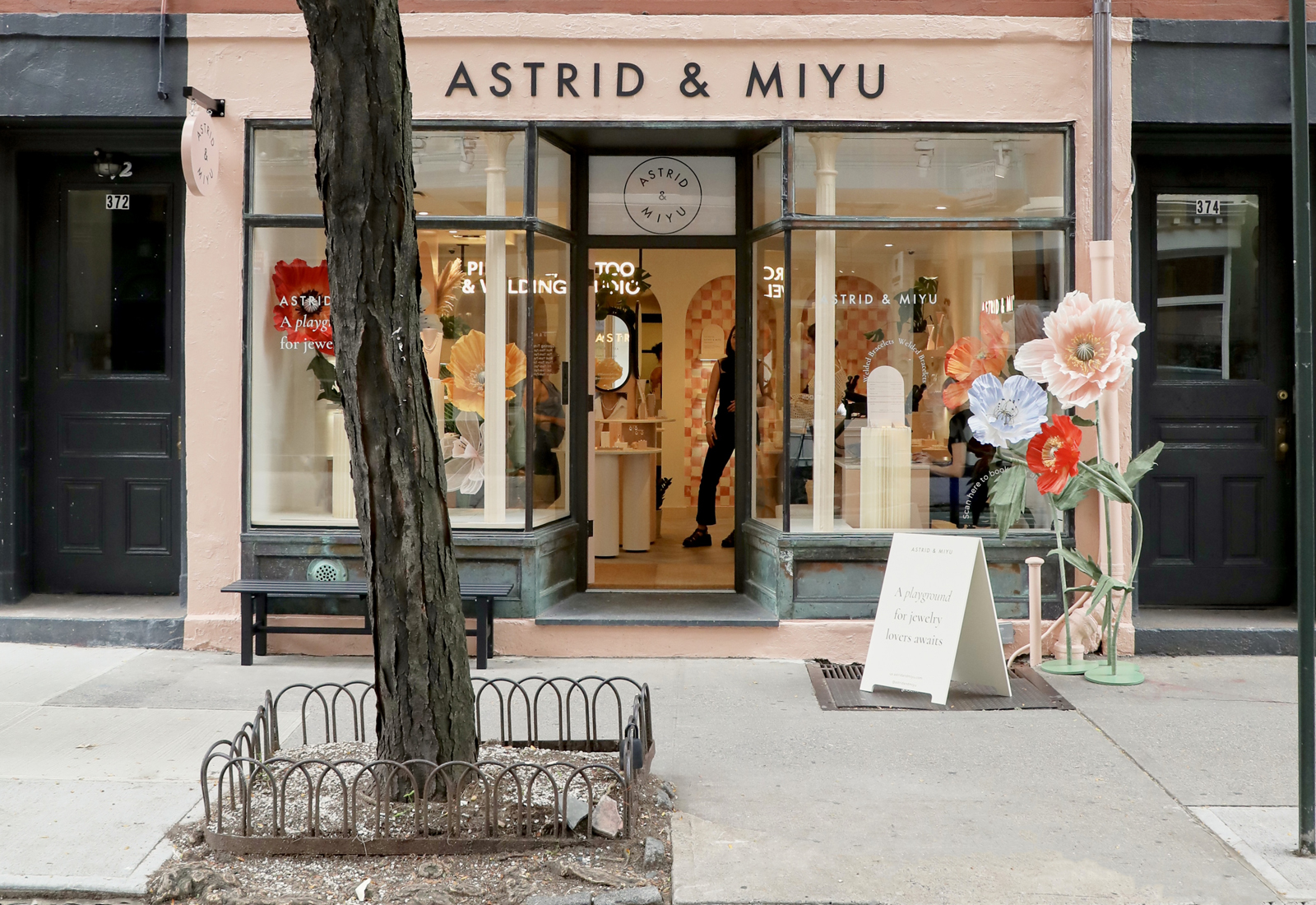 Astrid & Miyu continues to expand retail footprint in US