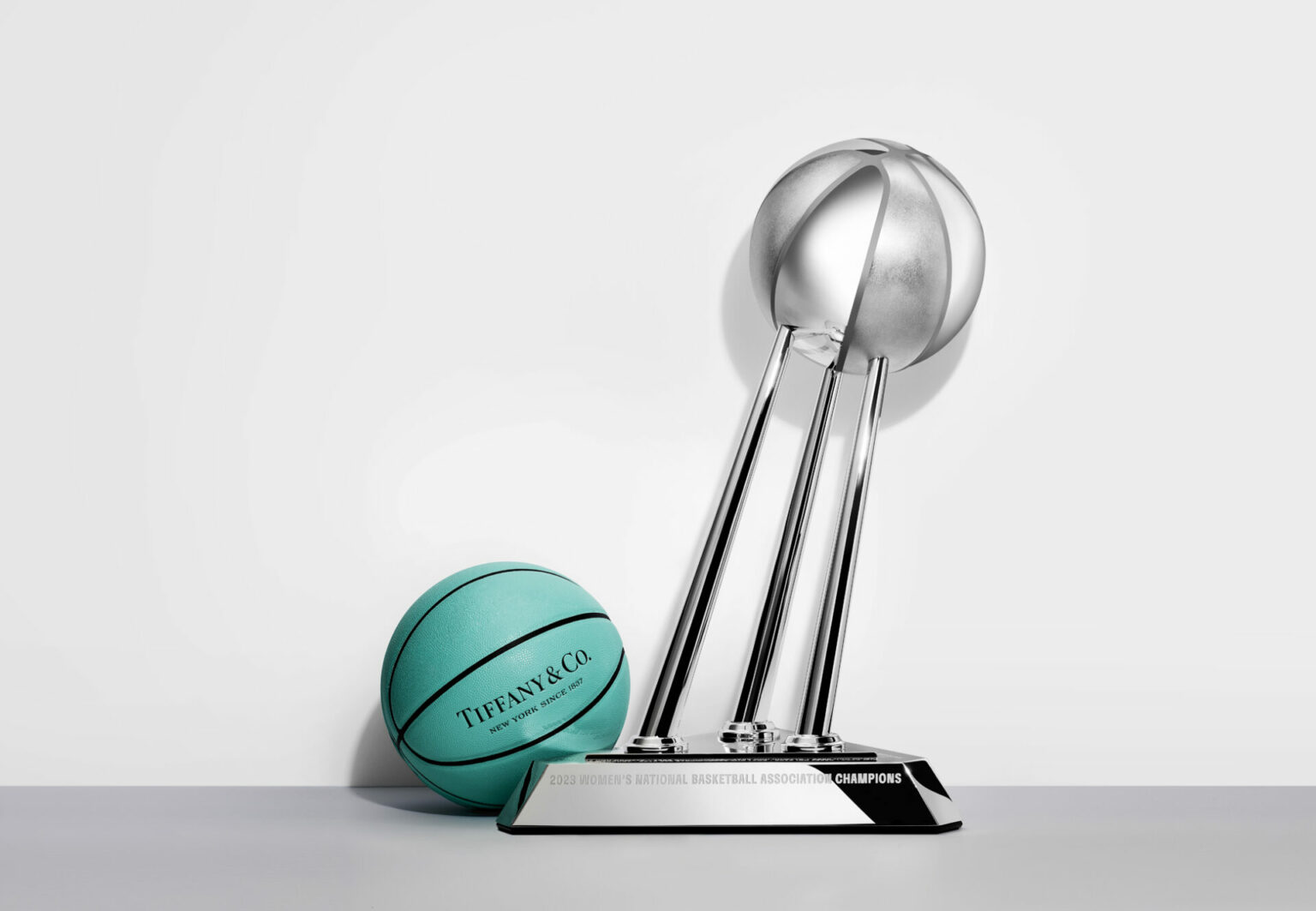 Las Vegas Aces win Tiffany-designed WNBA Finals trophy