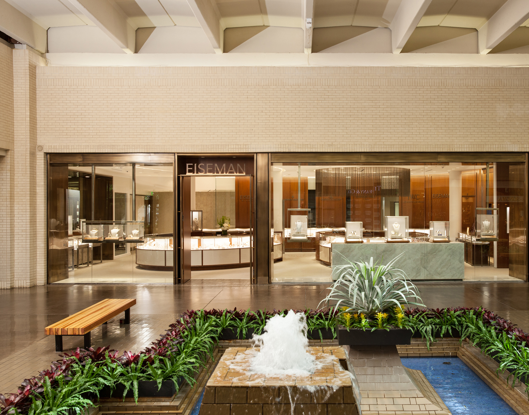 Eiseman Jewels announces 60th anniversary