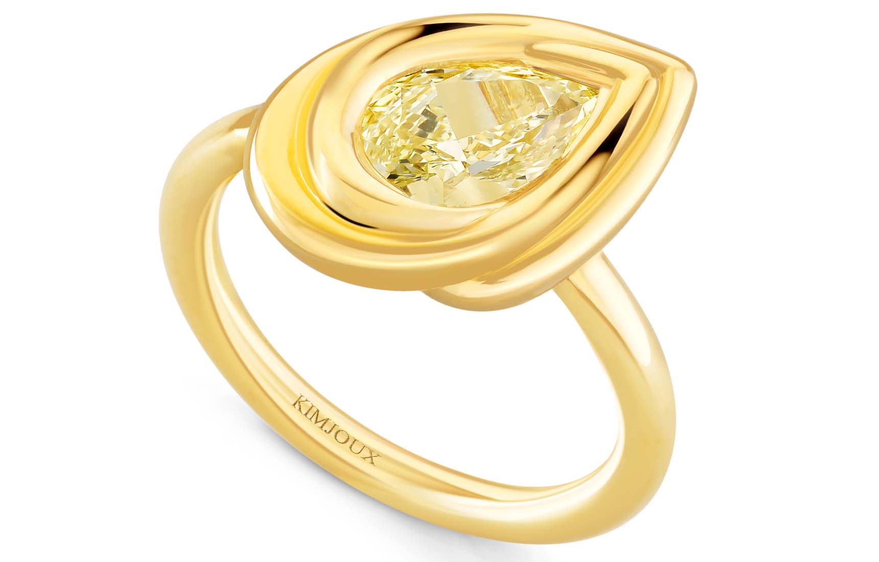 Kimjoux plays with balance in new collection