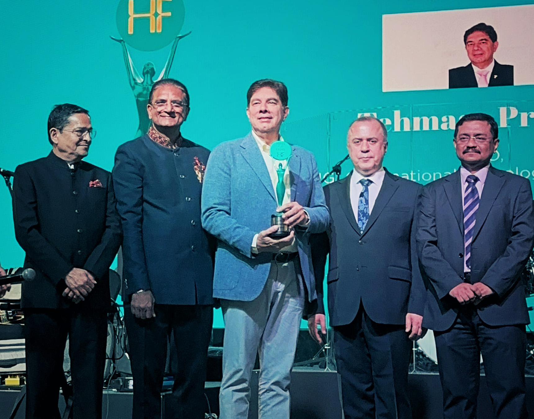 GJEPC honors Tehmasp Printer for leadership in jewelry industry